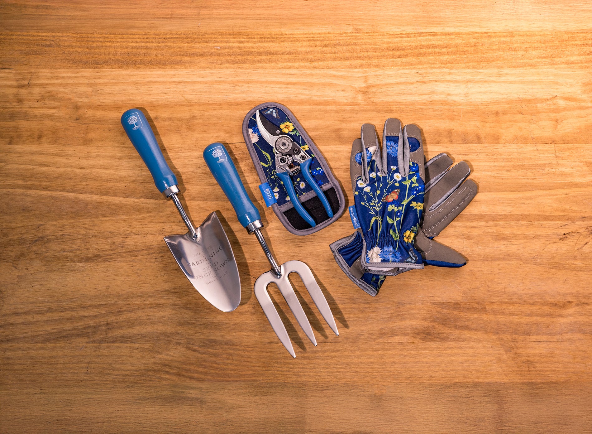Shop Hand and Gardening Tools | Corona® Tools | Corona Clipper Inc.